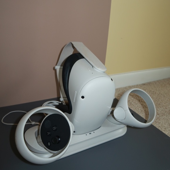 Oculus | VR, AR & Accessories | Oculus Meta Quest 2 Advanced All In One ...